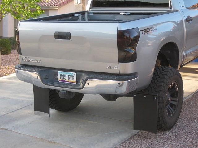 Toyota Mud Guard Clip Replacement - 90467-07188 | Toyota Parts Center