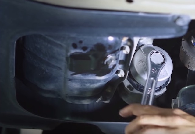 What Is An Oil Filter And Why Is It Important? | Toyota Parts Center Blog