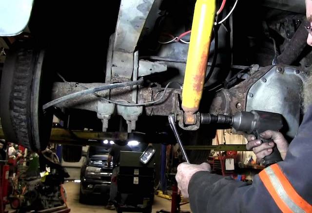 What are Shocks and Why Does Your Car Need Them? | Mopar Parts On Sale ...