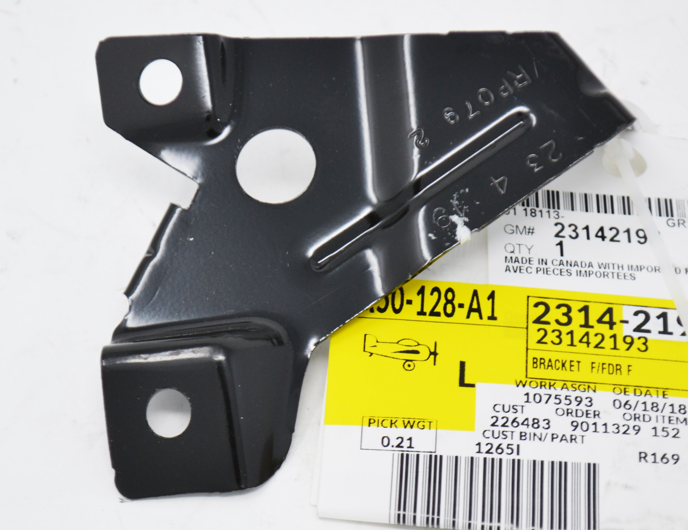 23142193 - Front Bracket - 2014-2020 Chevrolet Impala | Findlay Part