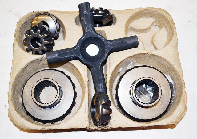 GM 12471687 Differential Side and Pinion Gear Kit | Genuine GM & AC ...