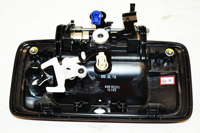 84203910 - Black Tailgate Handle - 2016-2019 GM | Findlay Auto Parts