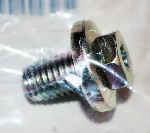 2013-2024 GM Drain Plug - 55577568 | Findlay Auto Parts