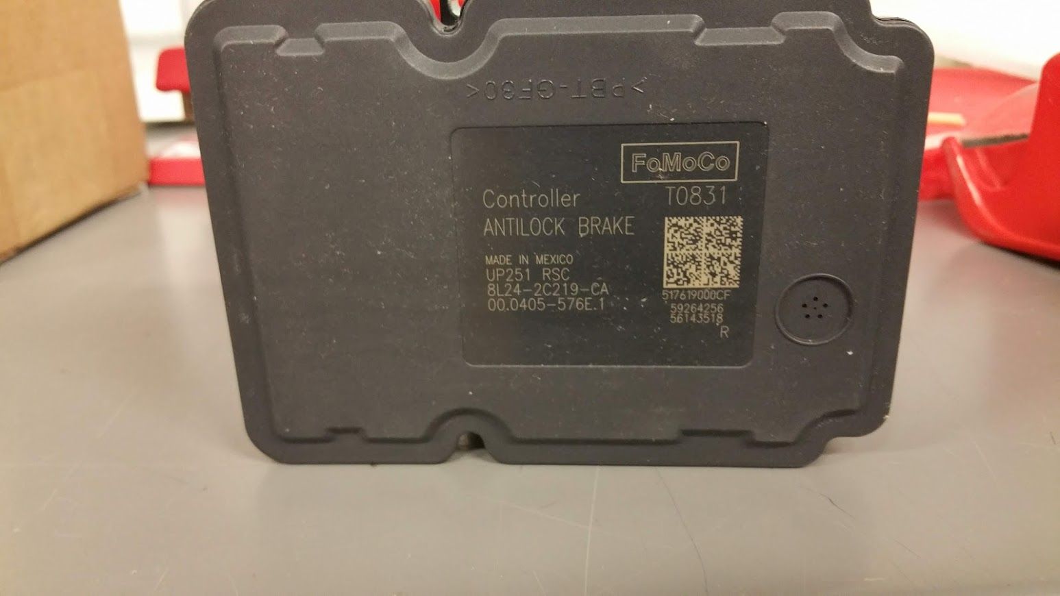 7A2Z-2C219-E - Ford Explorer | Sport Trac | Anti Brake Lock Control ...