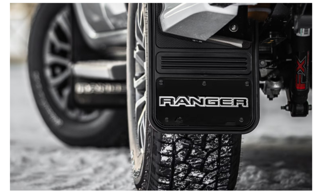 VKB3Z16A550C - 2020-2023 Ford Ranger Rear Right & Left Mudflap Splash ...