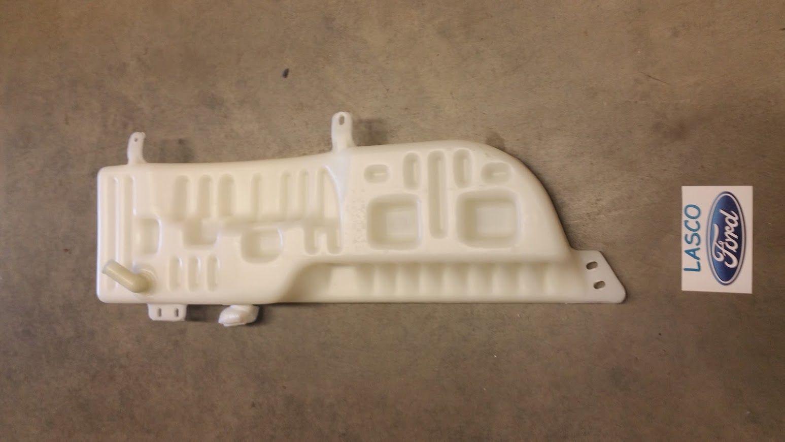 2000-2003 Ford F-650 & F750 Radiator Coolant Reservoir Tank - Genuine ...