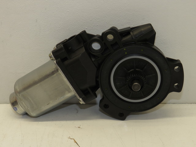 82460-2T000 - Window Motor 2011-2015 Kia Optima | Kia Cheap Parts