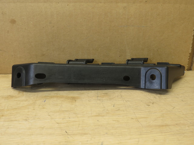 86551-2K000 - Upper Bracket 2010-2011 Kia Soul | Kia Cheap Parts