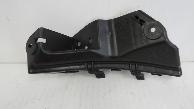 86552-B2000 - Lower Cover Upper Bracket 2014-2019 Kia Soul | Kia Cheap ...