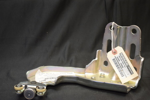 82420-1PA0A - Roller - 2012-2019 Nissan | World OEM Parts Nissan