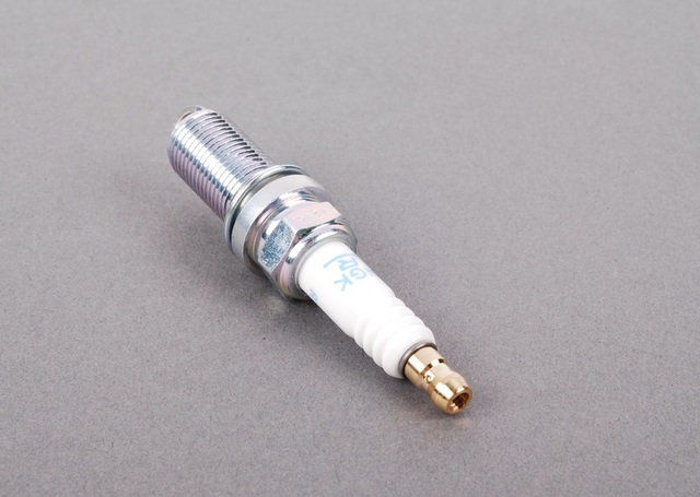 Genuine Spark Plug | mb parts exp