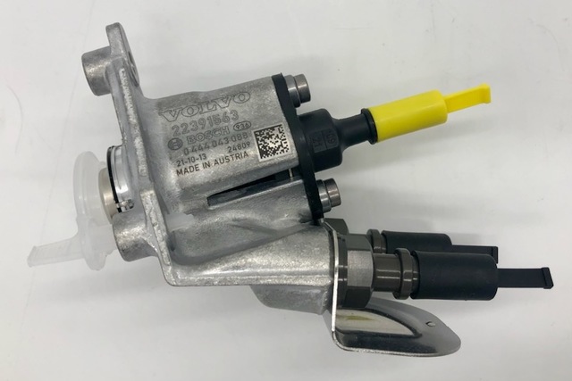 VOLVO 22391563 - DOSER VALVE 22391563 | Truck Part Center