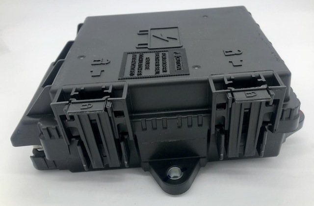 VOLVO 23942175 - DISTRIBUTION BOX 23942175 | Truck Part Center