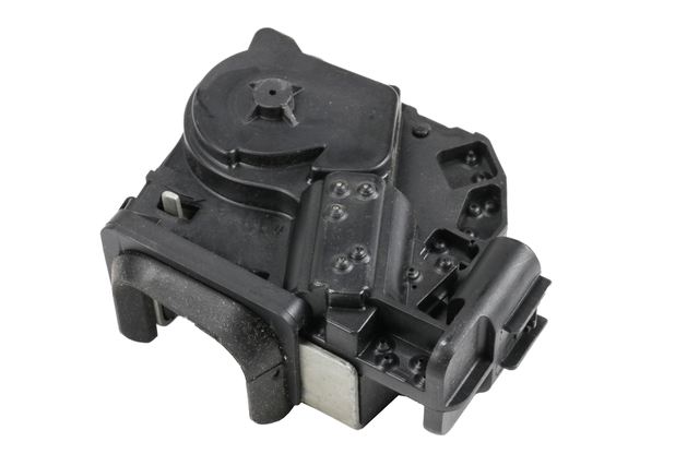 2004-2005 GMC Envoy XUV Tailgate Latch 15778433 | GM Parts Center