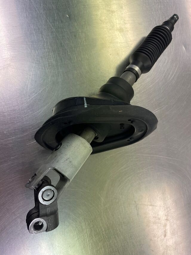 2002 Jeep Wrangler Intermediate Shaft 52078705AD | Mopar Parts Canada