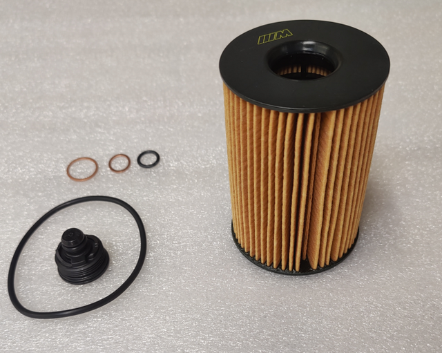 Genuine BMW 11-42-5-A33-C43 | Engine Oil Filter Element Set | FREE ...