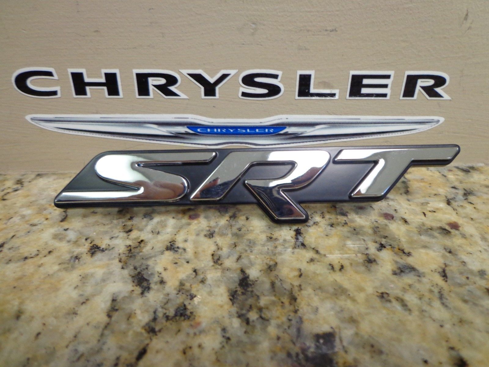 2015-2018 Dodge Challenger 2015 Dodge Challenger New Srt Grille Emblem ...