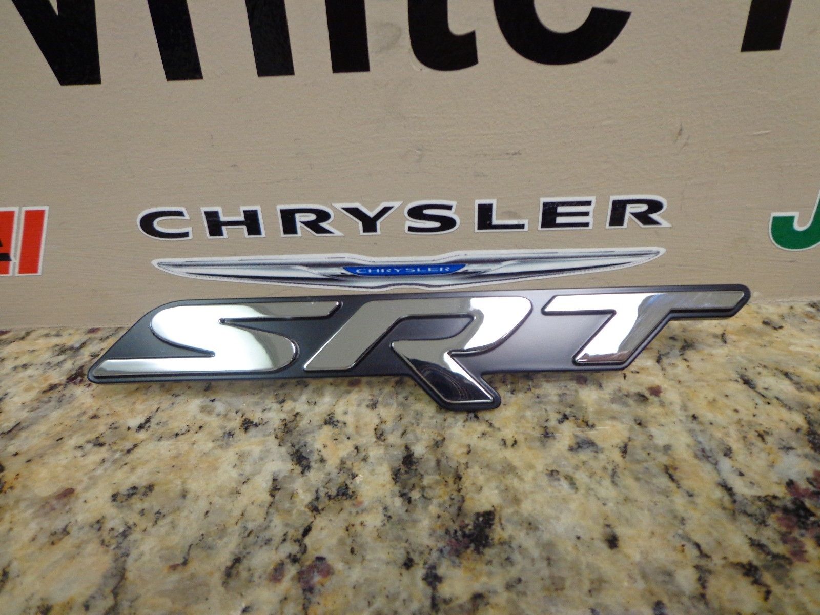 2015-2018 Dodge Challenger 2015 Dodge Challenger New Srt Grille Emblem ...