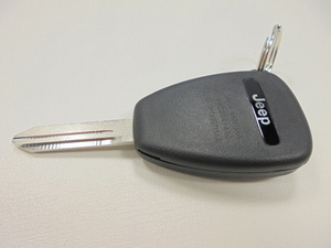 2008-2018 Jeep Blank With Transmitter Key 68039414AE | Steve White Parts