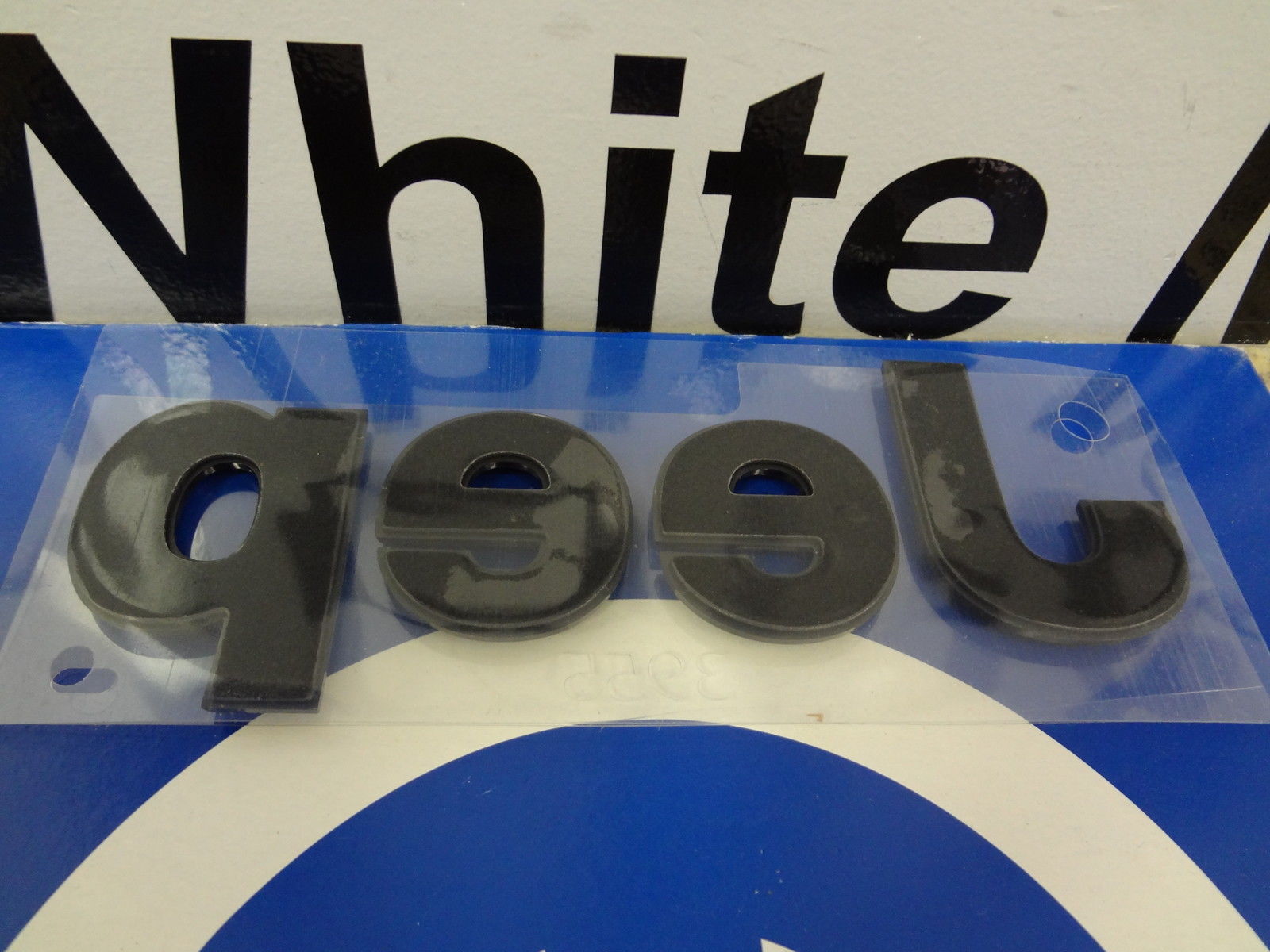 2013-2022 Jeep 2013 Jeep Grand Cherokee Raised Decal Emblem Nameplate ...