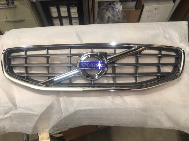 30795039 - Grille Assembly - 2011-2013 Volvo S60 | Volvo OEM Parts Direct
