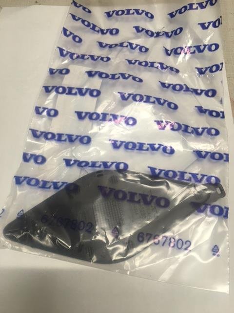 39840010 - Tow Eye Cap (Rear) - 2017-2020 Volvo S90 | Volvo OEM Parts ...