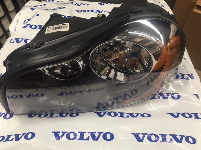 2003-2014 XC90 Front Left Driver Headlamp Light Assembly | Volvo OEM ...