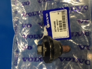 30746705 - Axle Bolt - 2005 Volvo XC90 | Volvo OEM Parts Direct