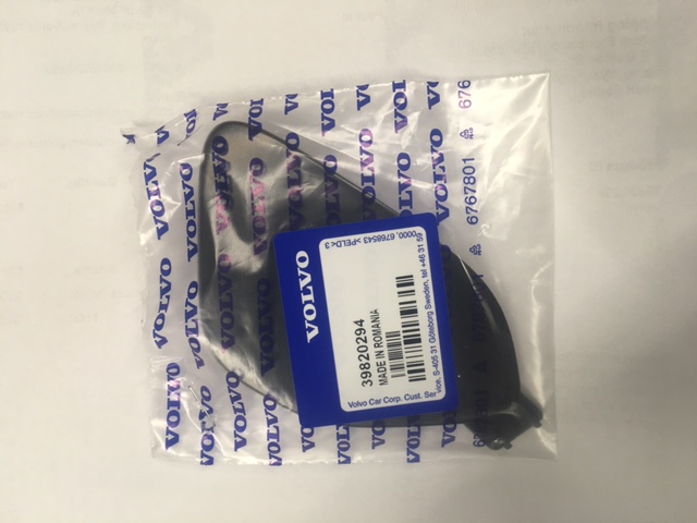 39820294 - Tow Eye Cap - front - 2014-2018 Volvo | Volvo OEM Parts Direct