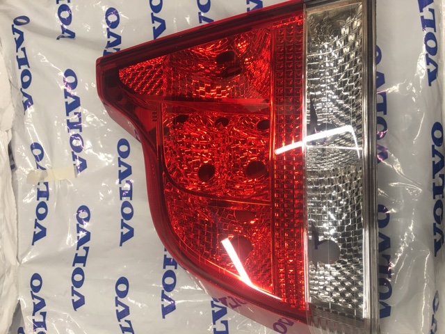 30655367 - Lens & Housing - 2005-2009 Volvo S60 | Volvo OEM Parts Direct