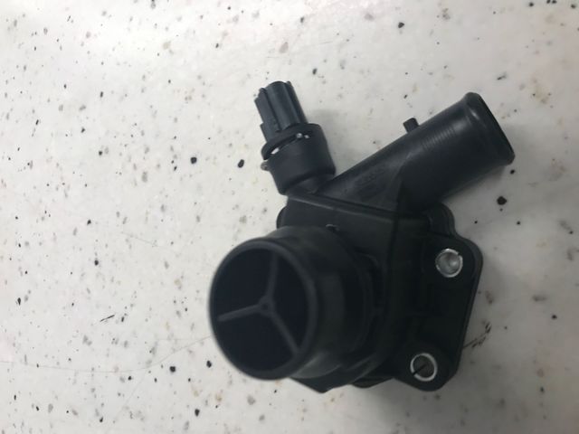 2007-2016 Volvo XC90 S80 XC70 V70 Thermostat Housing Coolant Pump Kit ...