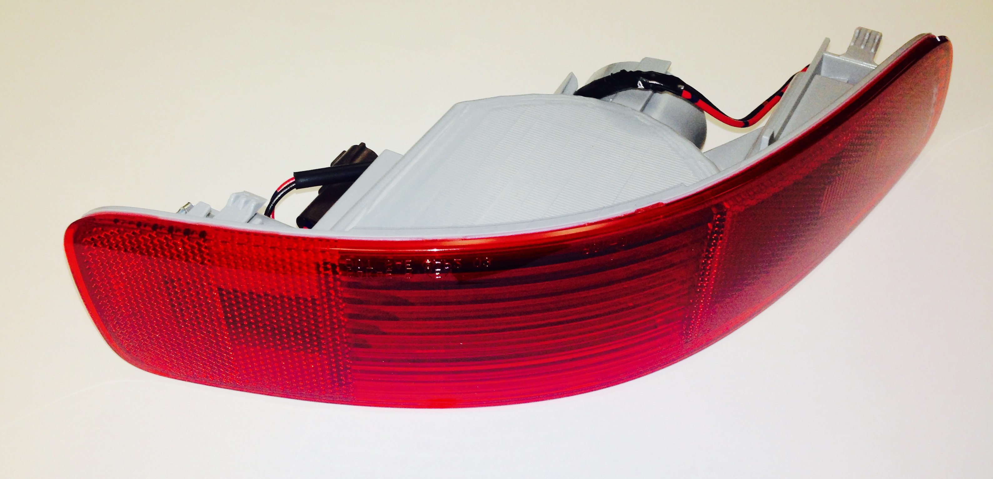 2007-2013 Mitsubishi Outlander Rear Right Marker Lamp Assy 8352A006 ...