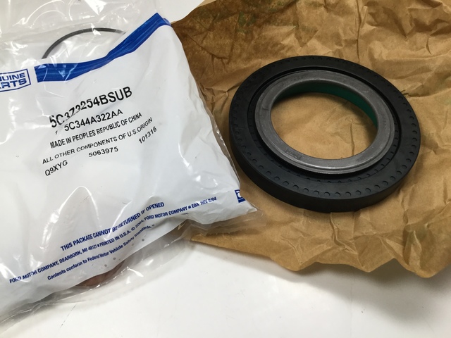 Genuine OEM Ford Axle Shaft Hub Outer Seal Kit 5C3Z-3254-B | eBay