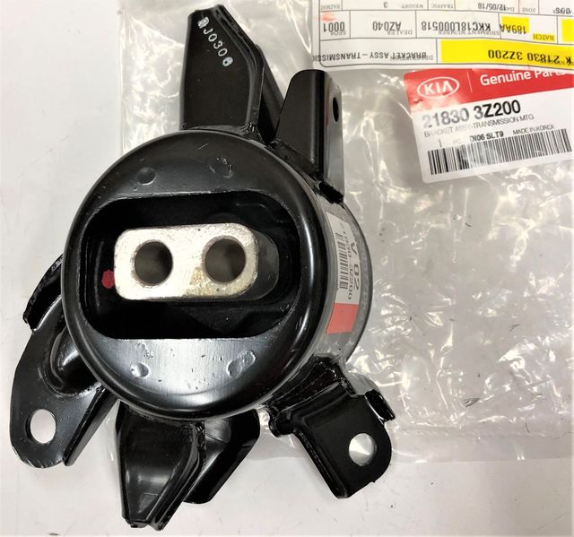 21830-3Z200 - Trans Mount 2014-2019 Kia Soul | Kia.Parts Store