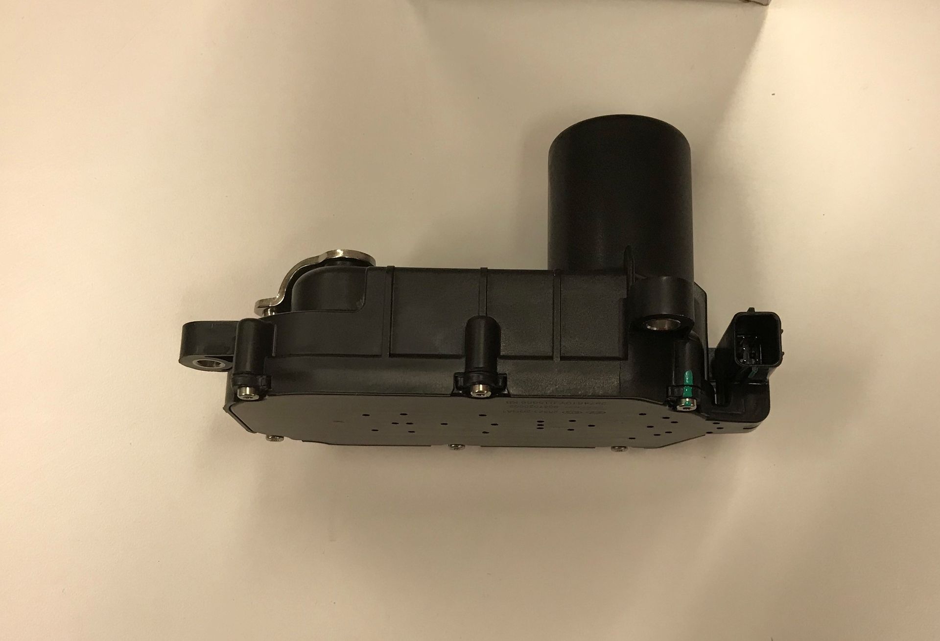 Genuine OEM 28323-2E010 Motor - VCM / 283232E010 For