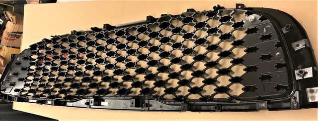 86352-A9500 - Grille 2015-2018 Kia Sedona | Kia.Parts Store