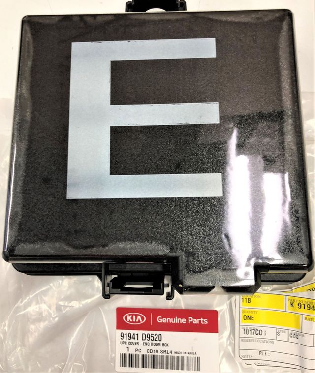 91941-D9520 - Fuse & Relay Box Upper Cover 2017-2019 Kia Sportage | Kia ...