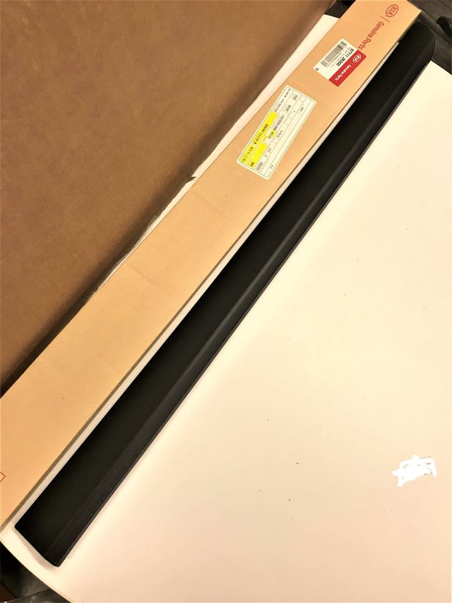 87711-2K000 - Body Side Molding 2010-2013 Kia Soul | Kia.Parts Store