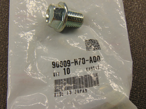 90009-R70-A00 - Bolt Plug (14MM) - 1996-2021 Honda | Genuine Honda Parts