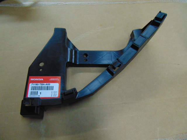 2016-2021 Honda Civic Headlamp Frame 71190-TBA-A00 | Genuine Honda Parts