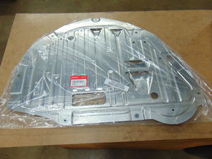 2017-2020 Honda CR-V 5-DOOR Lower Engine shield Cover (Lower) 74112-TLA ...