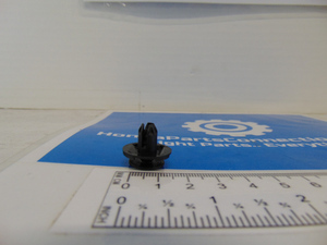 91512-5K7-003 - 2011-2025 Honda - Air Inlet Duct Clip | Genuine Honda Parts