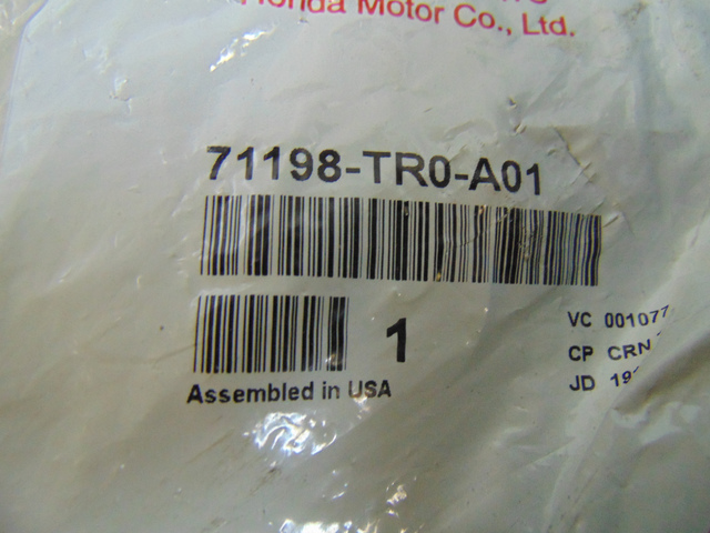 71198-TR0-A01 - 2012-2015 Honda Civic - Spacer L Front Bumper | Genuine ...