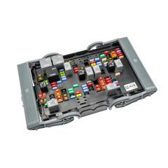 2010-2014 GM OEM NEW 2010-14 GM Silverado Sierra Fuse Relay Junction ...