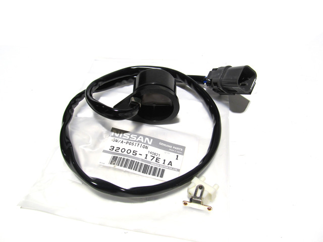 1986-2001 Nissan Back Up Light Switch 32005-17E1A | QuirkParts