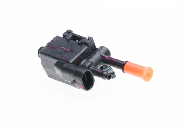 2000-2005 GM Purge Control Valve 1997297 | QuickParts