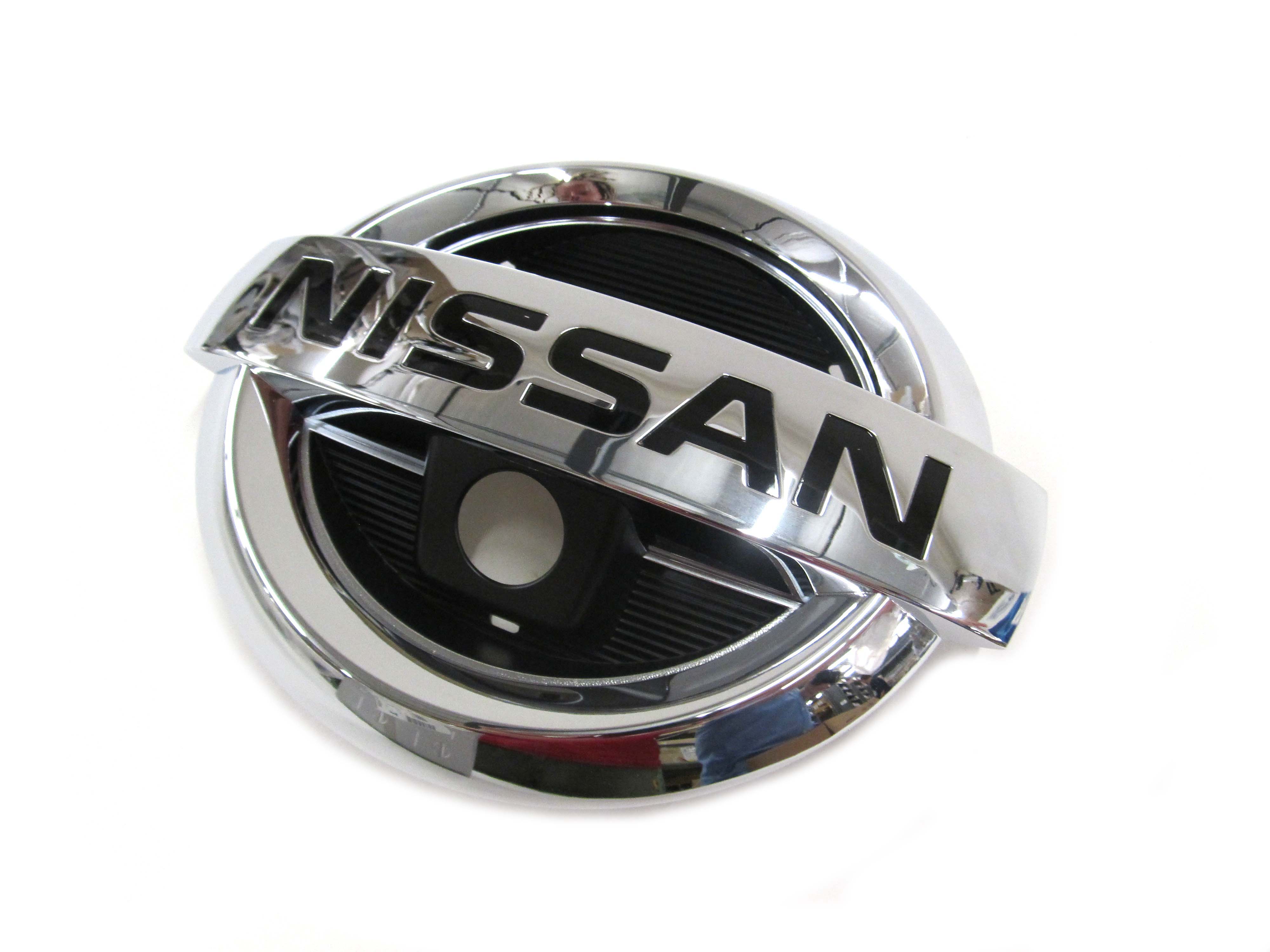 2011-2013 Nissan Rogue Front Chrome Grille Emblem w/ Mount for Camera ...