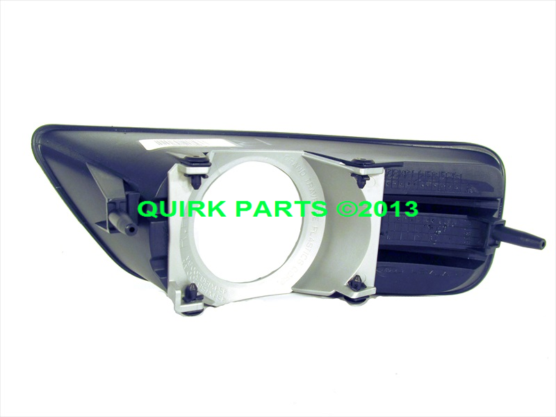 2005-2007 Ford Focus OEM NEW 2005-2007 Ford Focus Right Bezel, Bracket ...