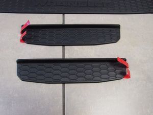 82215394 - Door Sill Guards, Black Plastic-4DR 2018-2024 Jeep Wrangler ...