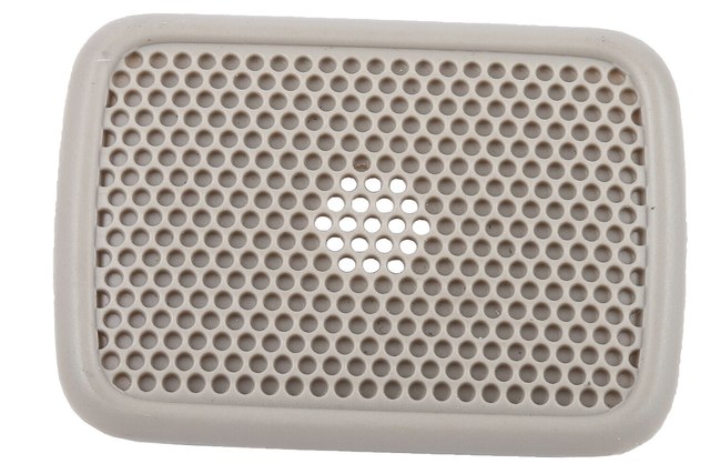 2016-2019 GM Rear Passenger Side Body Structure Stop Lamp 84288723 ...